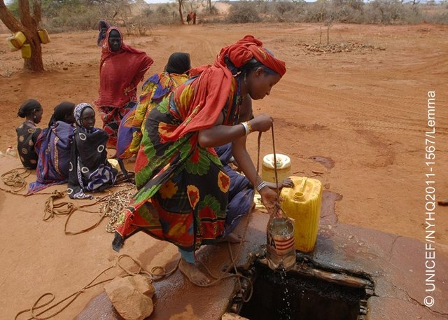 UNICEF: On World Water Day 2012, poor rural people missing out Women ...