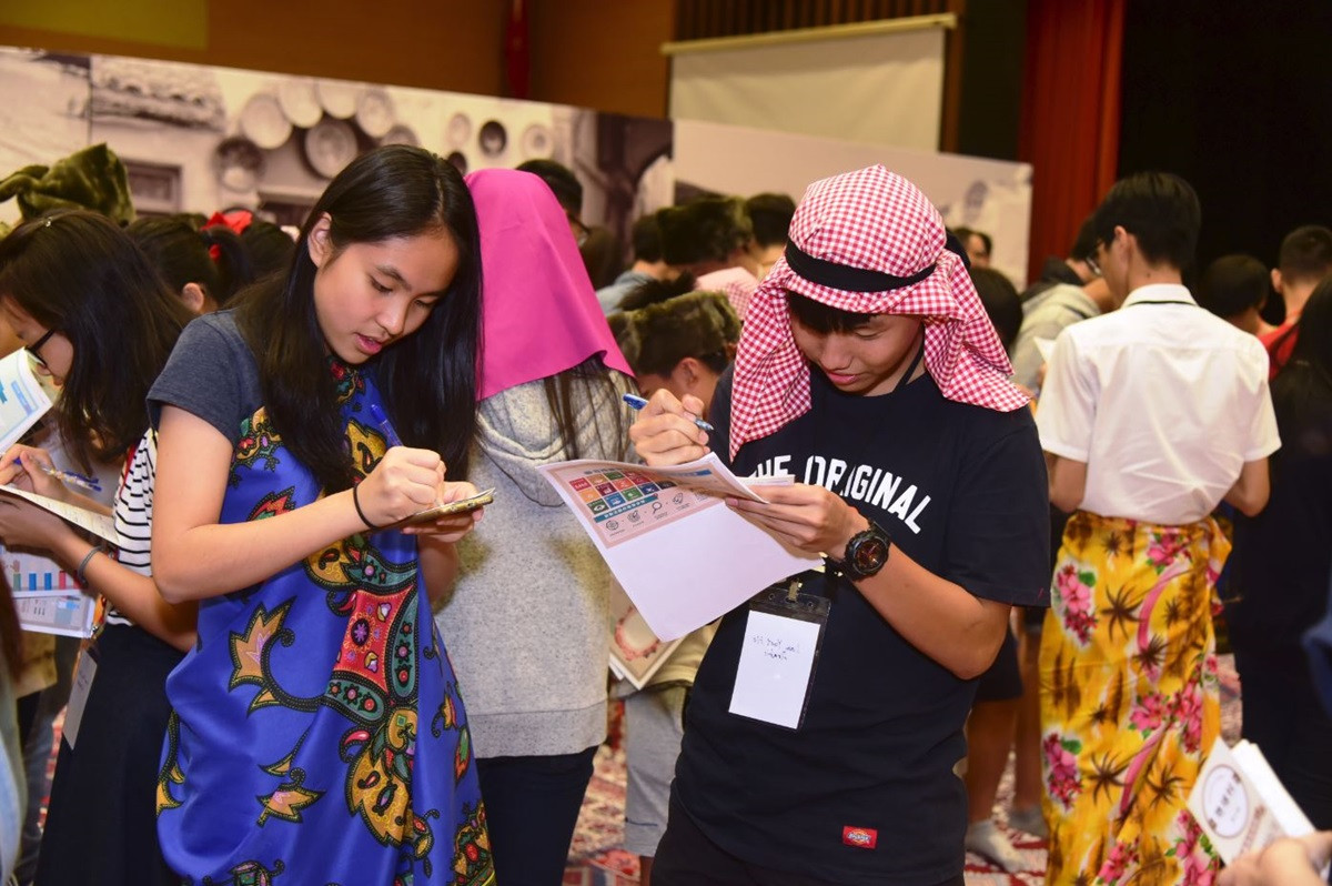 (Chinese only) World Village Mixer promotes SDGs - The Hong Kong ...